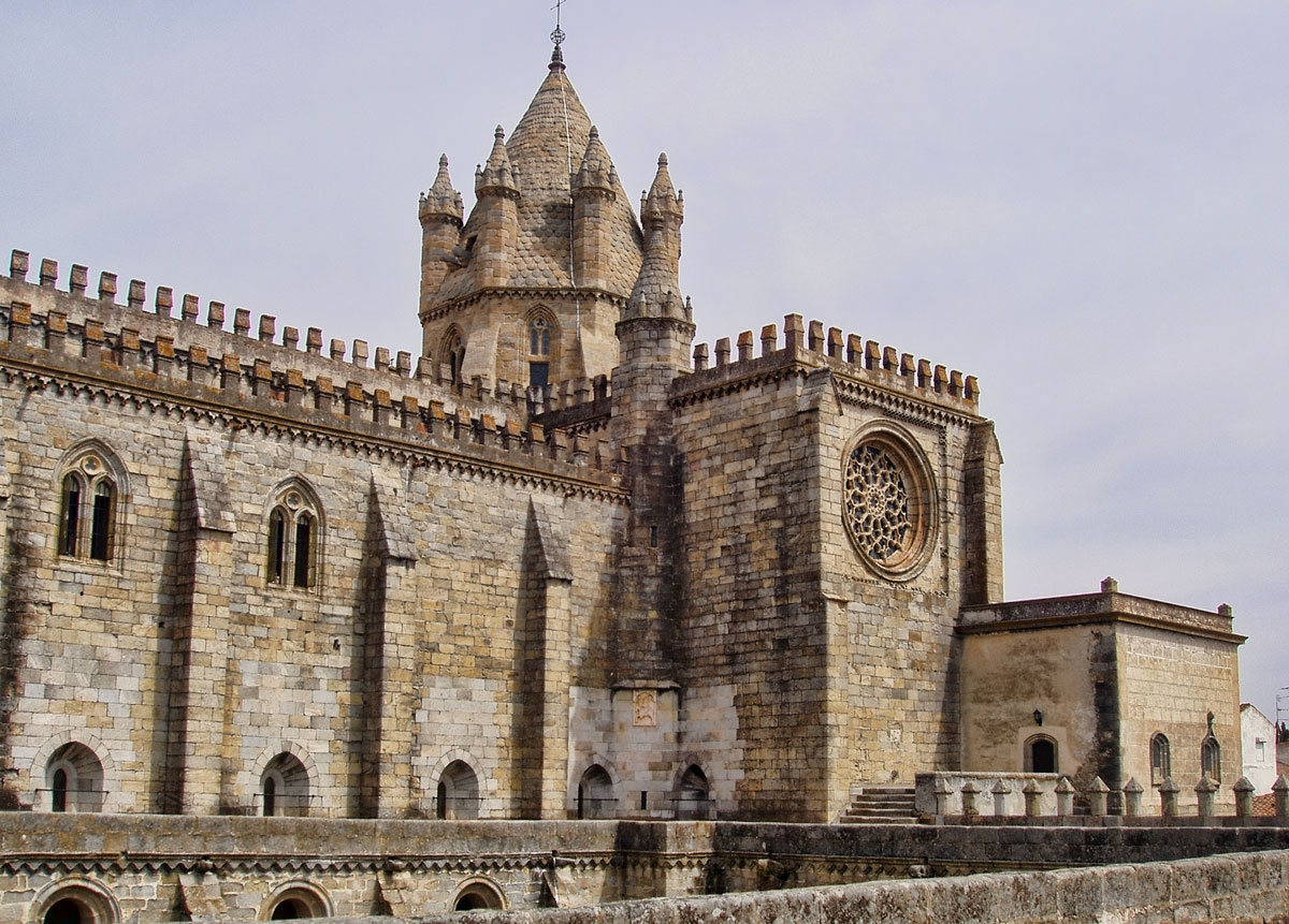 Évora Cathedral - Evora | Churches, Museums and Galleries | Portugal ...
