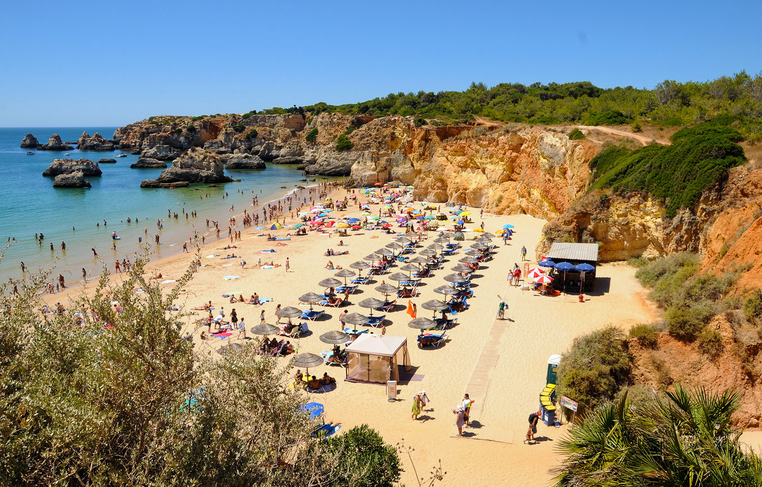Praia do Alemão - Portimão | The Algarve Beaches | Portugal Travel Guide